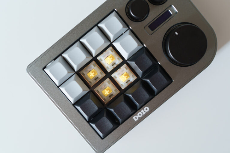 DOIO KB16 レビュー：1万円で買えるガスケットマウント搭載、ホットスワップ対応の多機能マクロパッド | Xrosshair