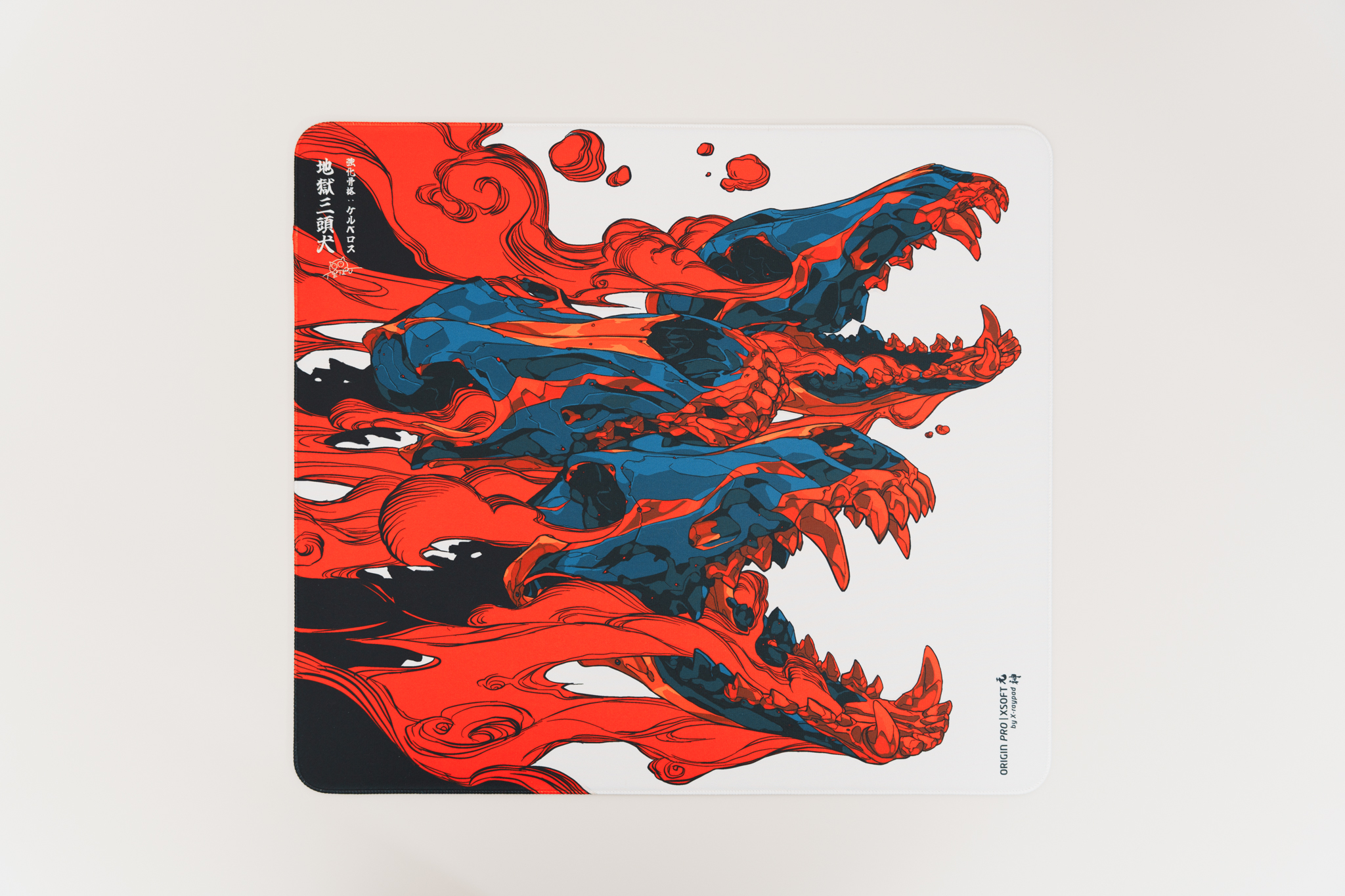 X-Raypad x TERU ORIGIN PRO [強化骨格：ケルベロス] レビュー：デザイン性と機能性を融合した高品質マウスパッド | Xrosshair