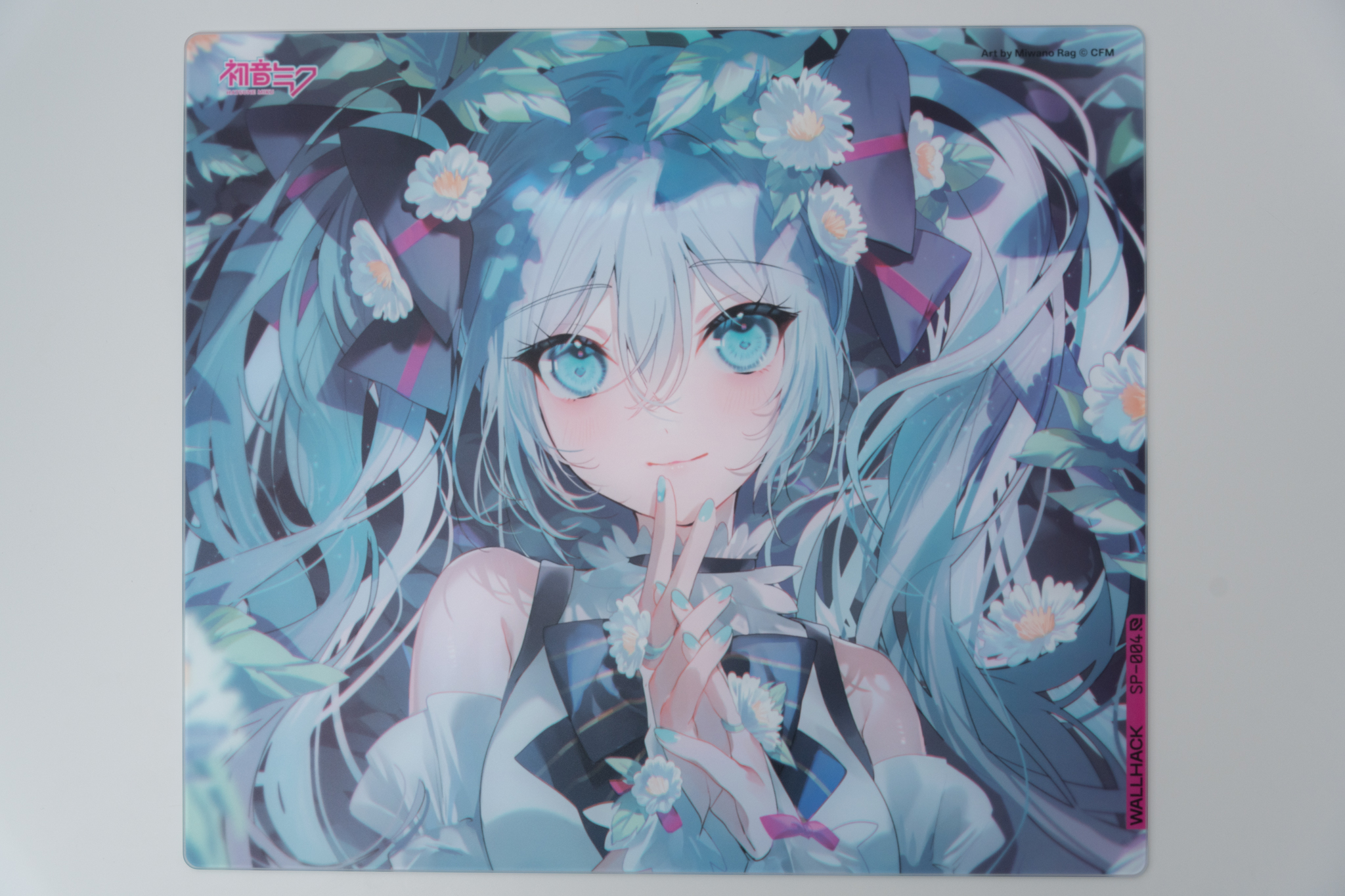WALLHACK SP-004 Hatsune Miku レビュー：初音ミクとコラボレーションした定番ガラスマウスパッド | Xrosshair