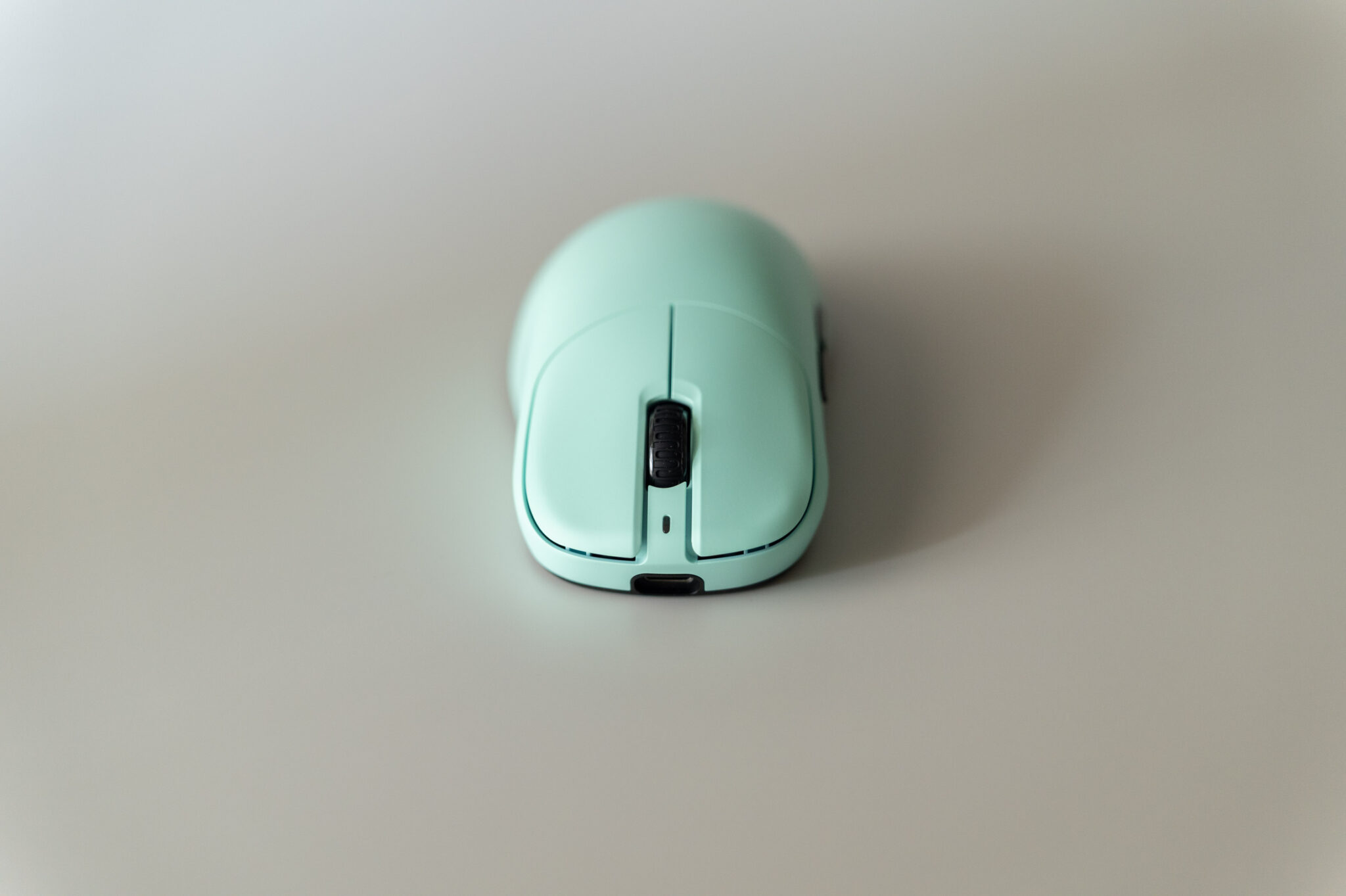 VAXEE ZYGEN NP-01S Ergo レビュー：NP-01Sがさらにエルゴ形状に進化、最大4Kポーリングレート対応の60g軽量 ...